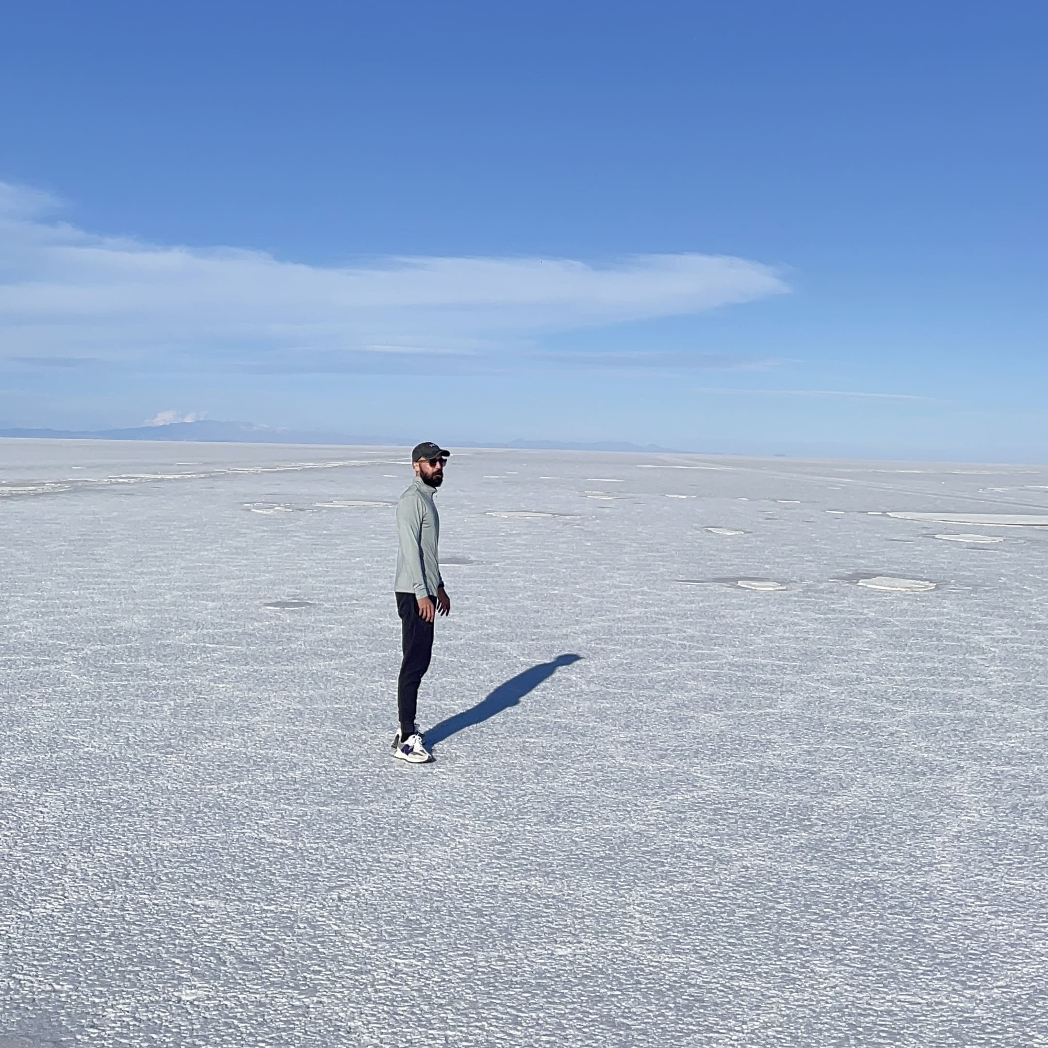 Guía Completa para visitar el Salar de Uyuni 2025 – Explora con Mario
